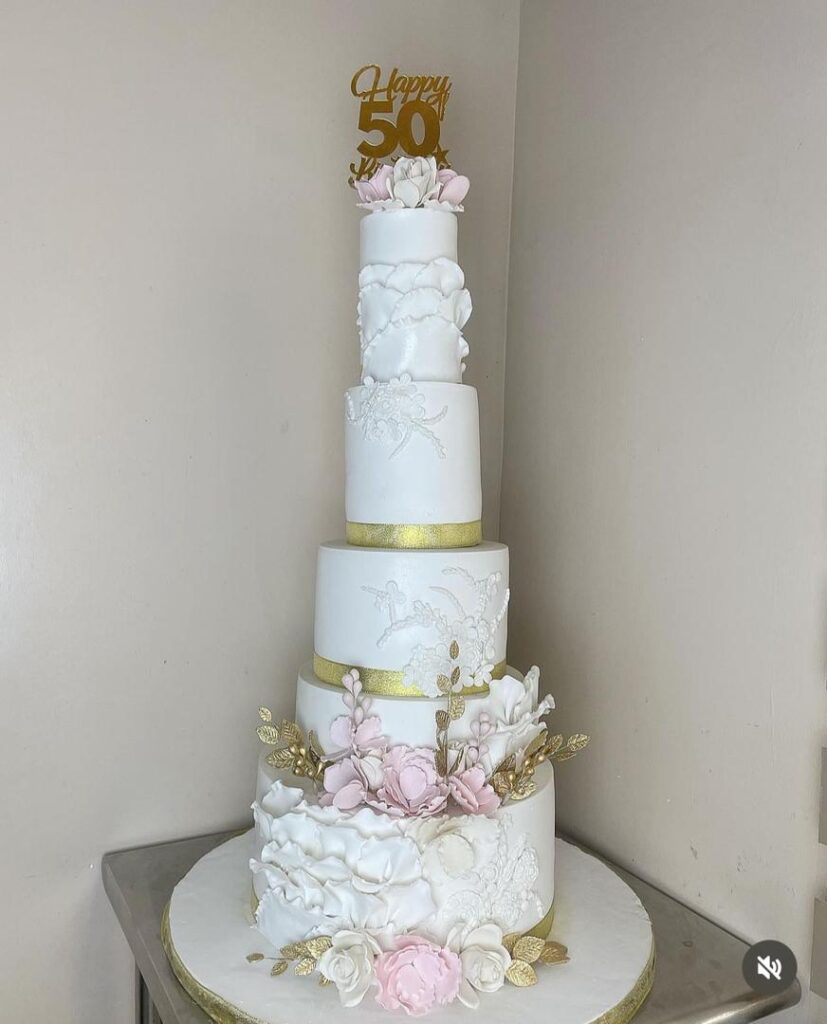 Gold Initial Floral Wedding Cake – Archkings Cakes